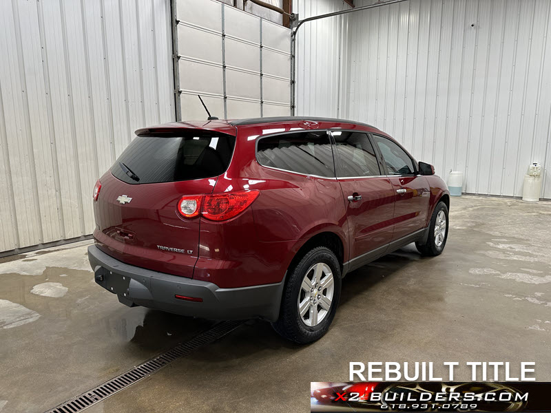 Salvage 2011 Chevrolet Traverse LT | X2 BUILDERS