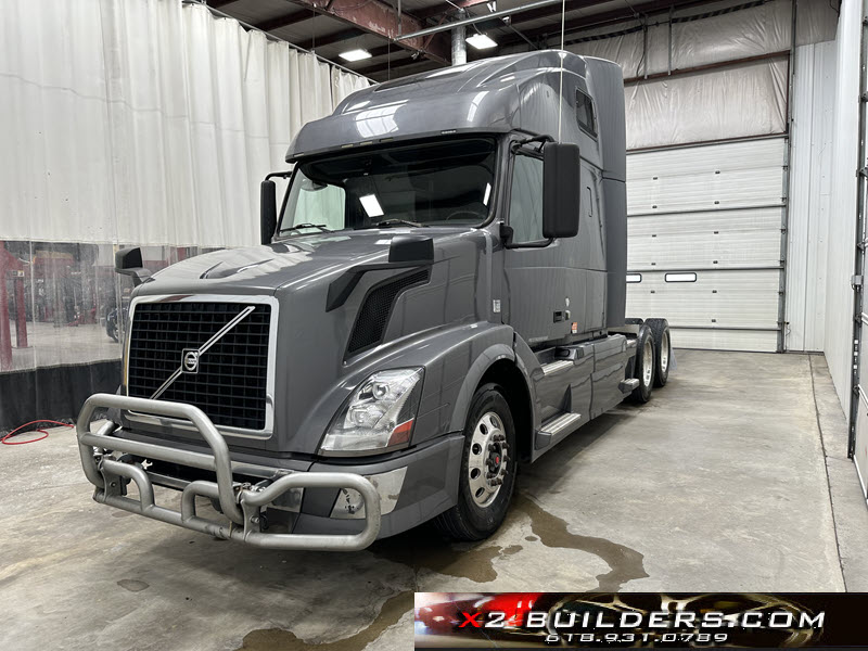 Salvage Trucks | X2 BUILDERS