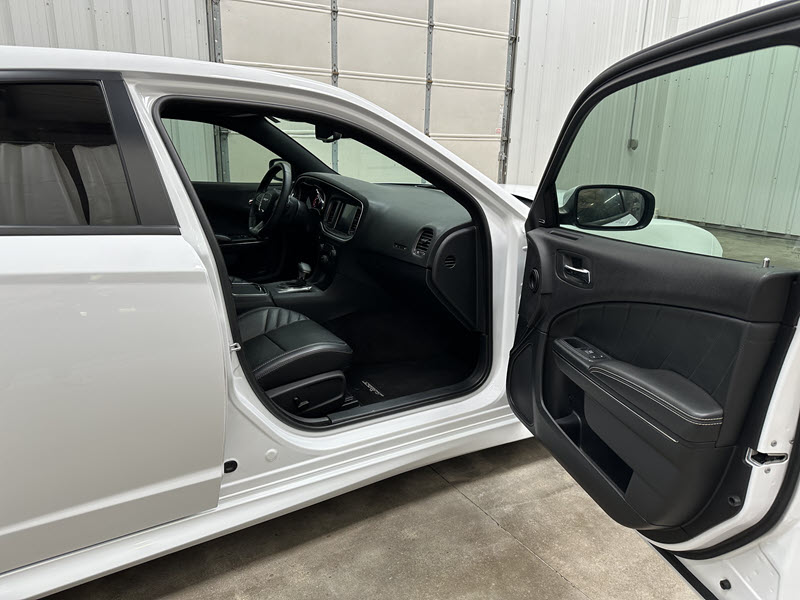 Salvage 2015 Dodge Charger Hellcat SRT CLEAN TITLE | X2 BUILDERS