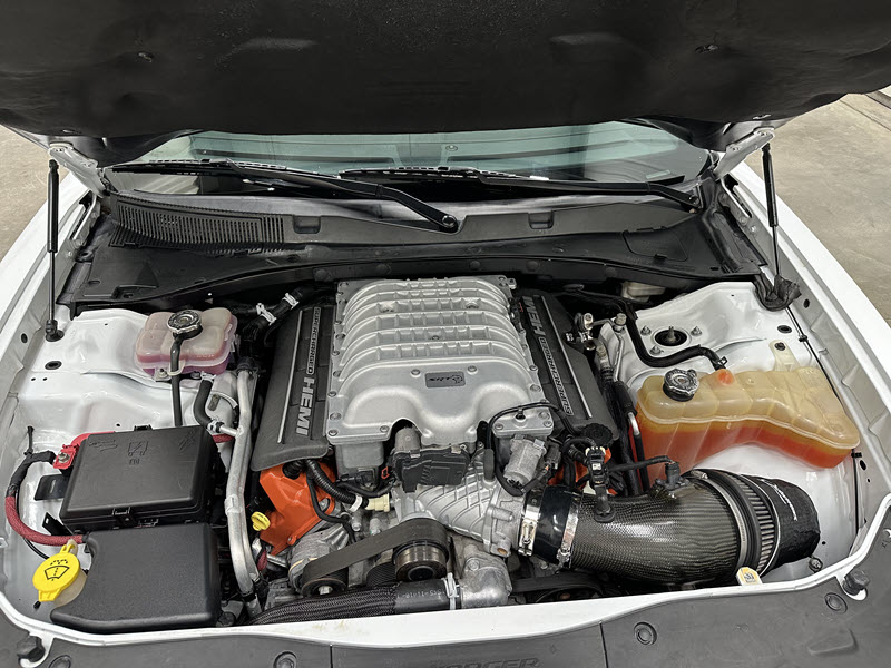 Salvage 2015 Dodge Charger Hellcat SRT CLEAN TITLE | X2 BUILDERS