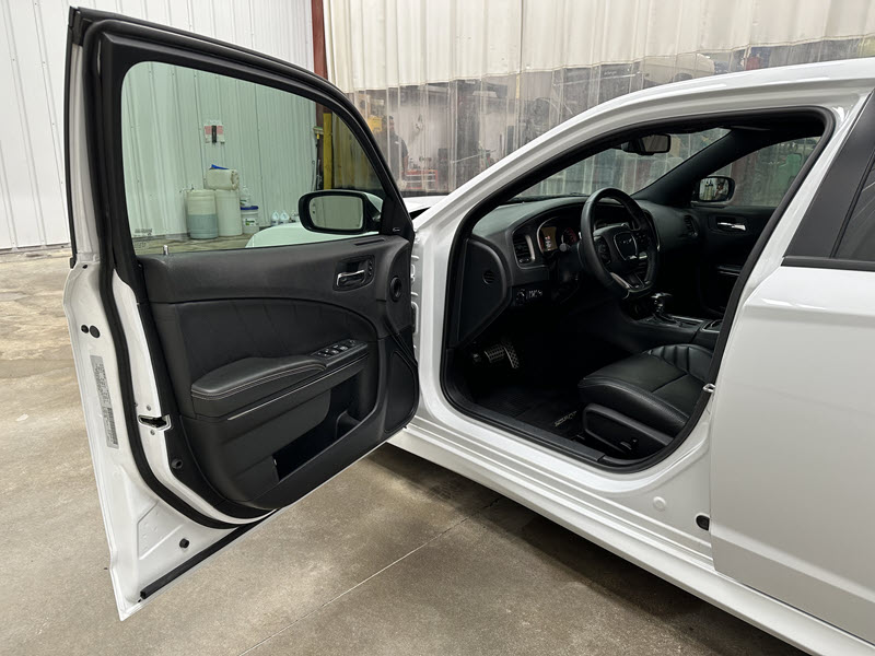 Salvage 2015 Dodge Charger Hellcat SRT CLEAN TITLE | X2 BUILDERS