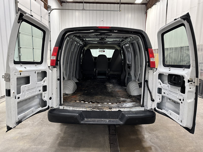 Salvage 2018 Chevrolet Express G2500 | X2 BUILDERS