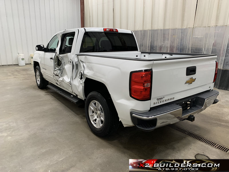 Salvage 2018 Chevrolet Silverado C1500 LT | X2 BUILDERS