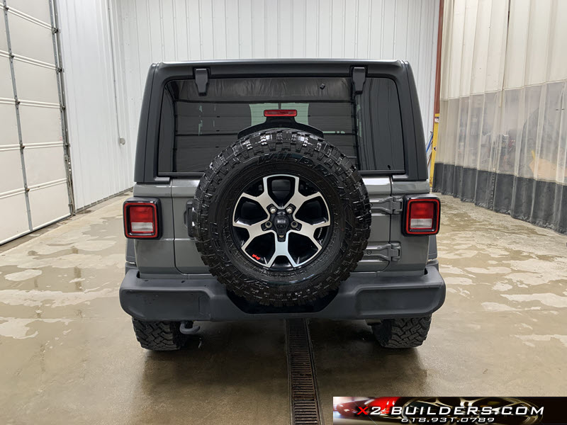 Salvage 2020 Jeep Wrangler Sport 4x4 | X2 BUILDERS