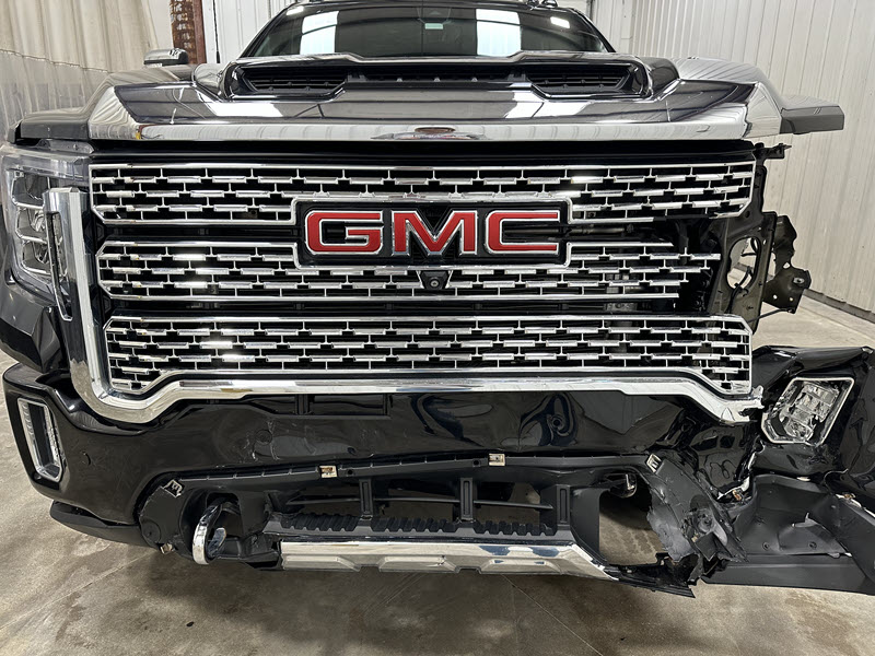 Salvage 2021 GMC Sierra 3500HD Denali 4x4 Diesel | X2 BUILDERS