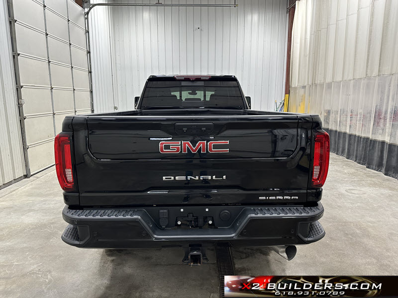 Salvage 2021 GMC Sierra 3500HD Denali 4x4 Diesel | X2 BUILDERS