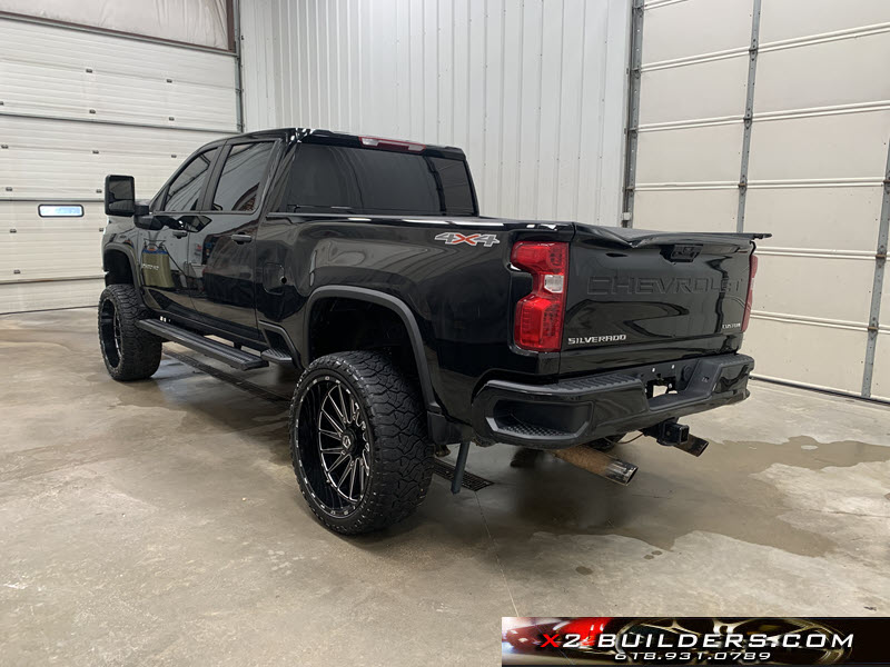 Salvage 2023 Chevrolet Silverado K2500 HD Custom 4x4 | X2 BUILDERS