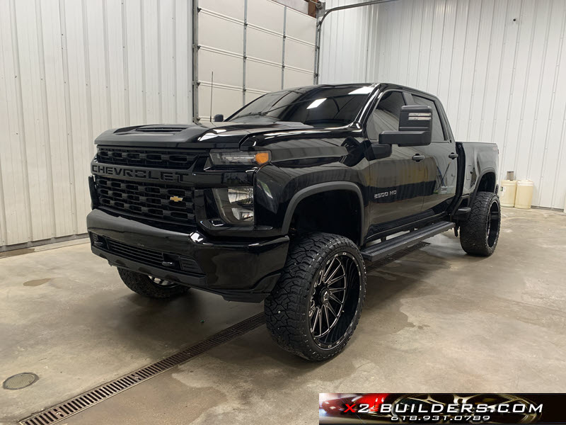 Salvage 2023 Chevrolet Silverado K2500 HD Custom 4x4 | X2 BUILDERS
